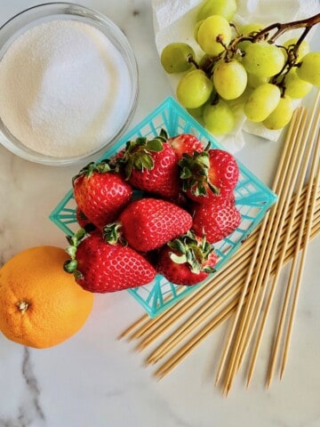 How to Make Tanghulu (Chinese Candied Fruit) - The Short Order Cook