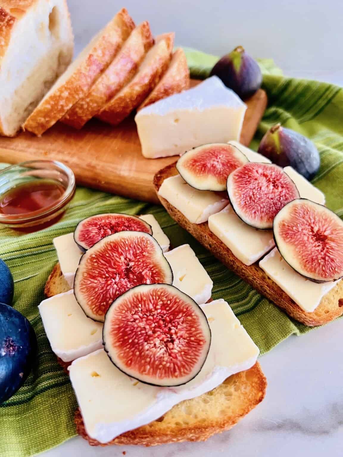 Fig and Brie Bruschetta - The Short Order Cook