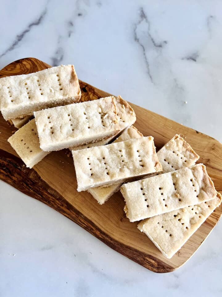 Traditional Scottish Shortbread (Walker's copycat) - The Short Order Cook