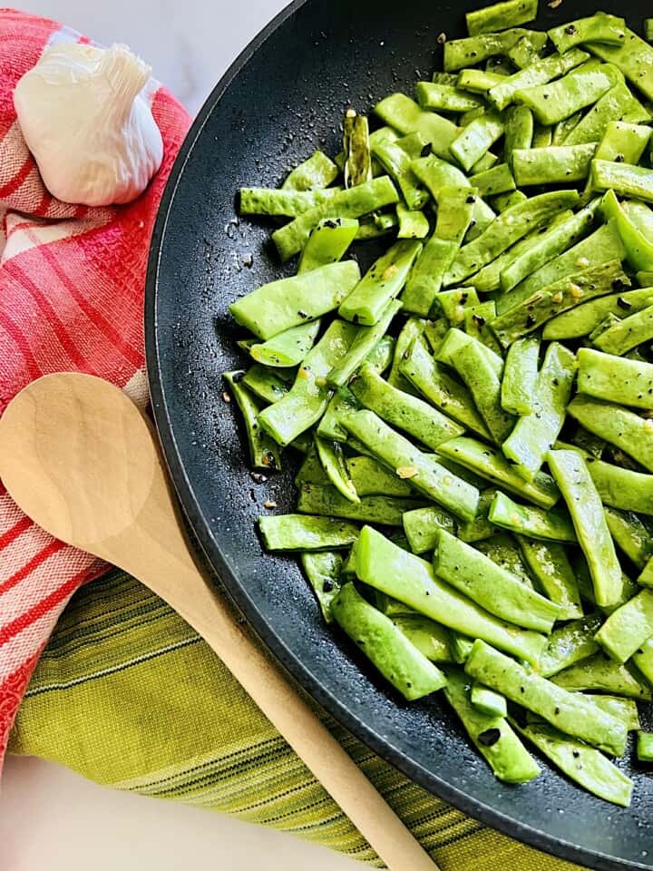 Garlic Sautéed Romano Beans - The Short Order Cook